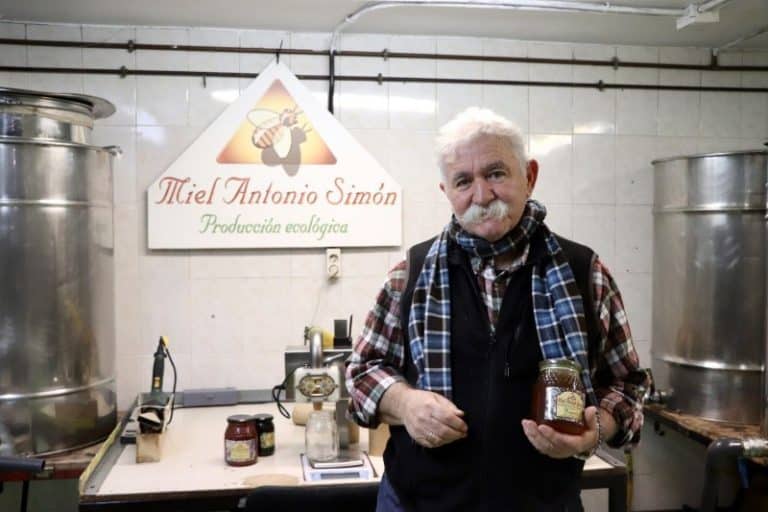 Buy Raw Organic Honey Online - Antonio Simon Honey